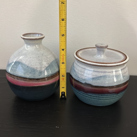 Accents | Artist Signed Ceramic Pottery Set Of 2 | Poshmark
